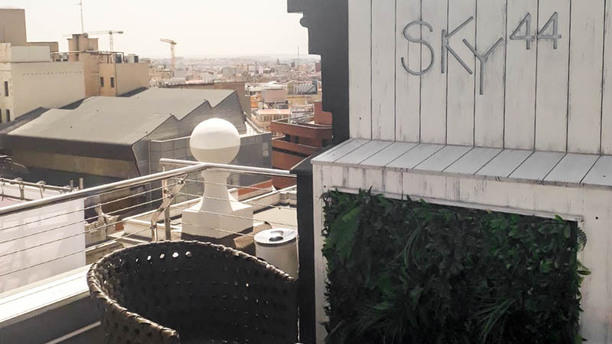 SKY44 - Mediterráneo Restaurante de entrega a domicilio en - Madrid
